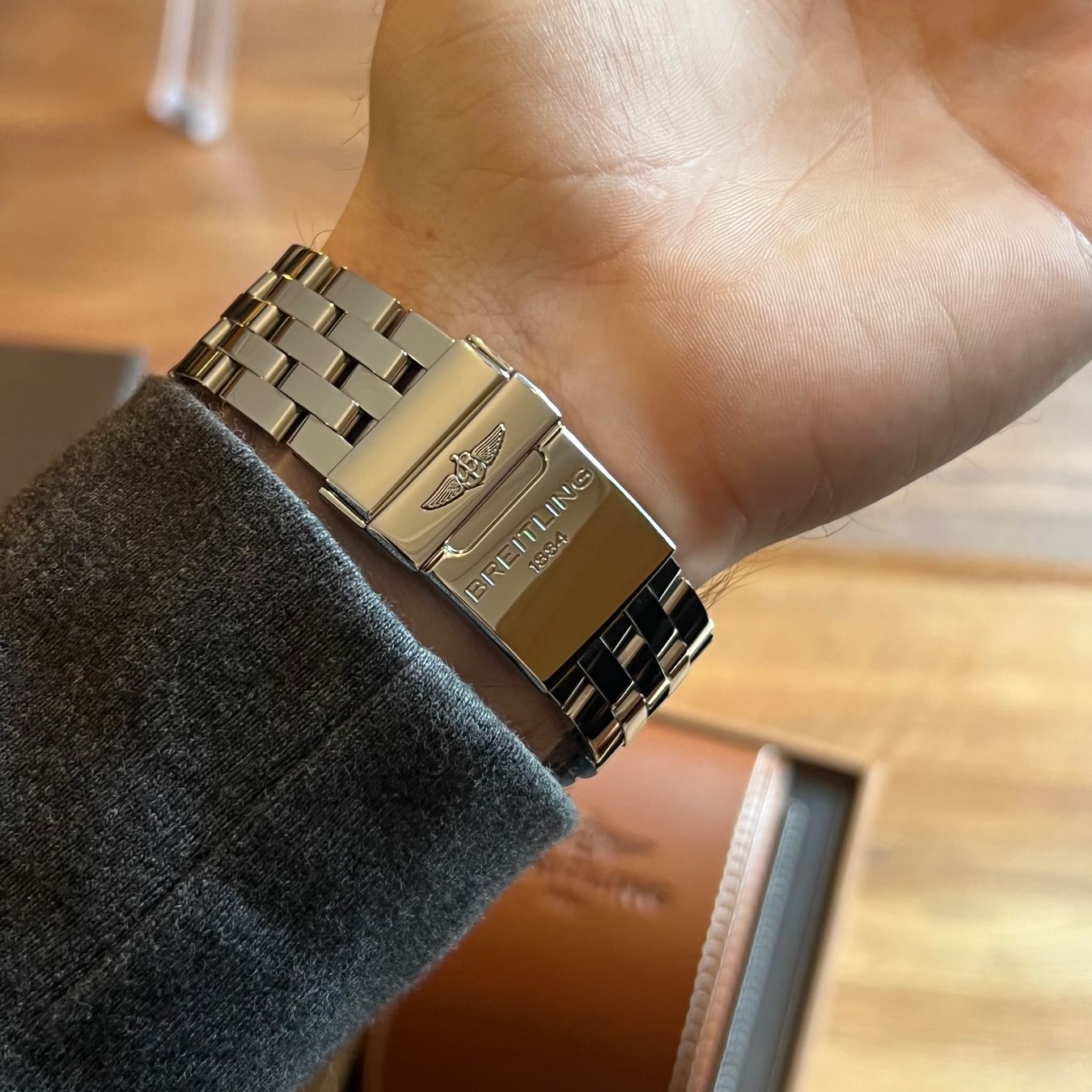 Breitling Chronomat 44 Airborne 30 Th Anniversary AB01154G