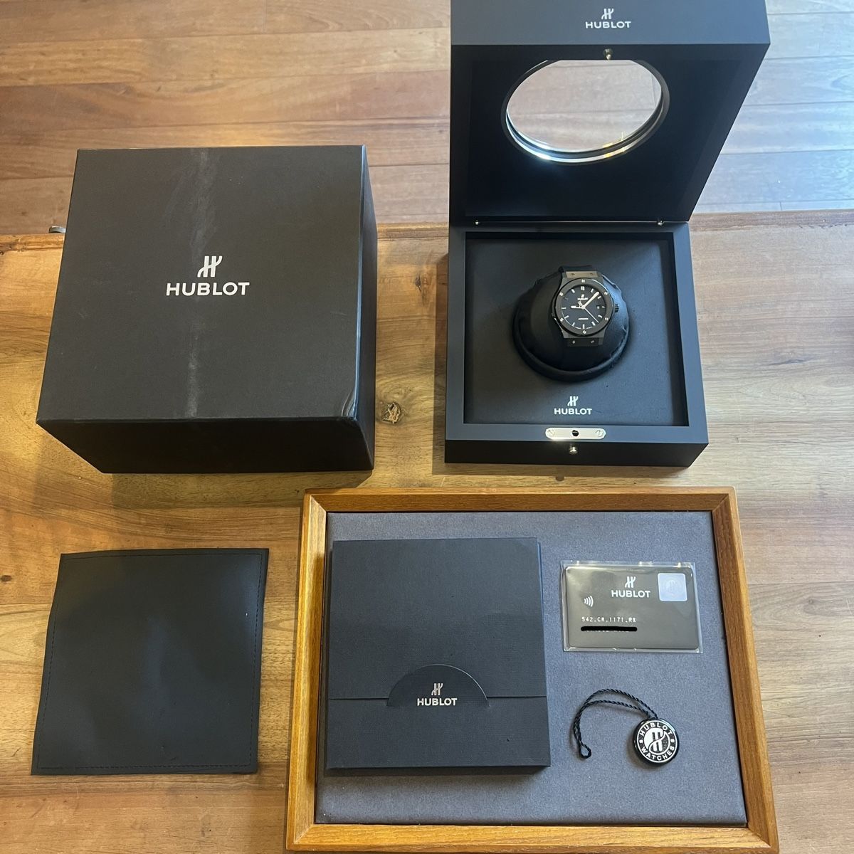 Hublot Classic Fusion Full Set 07/2020 542.CM.1171.RX