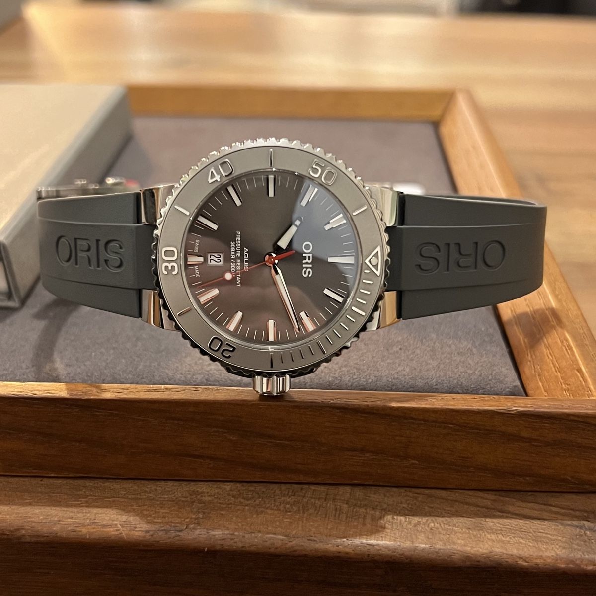 Oris Aquis Date 2021 Full Set 01 733 7730 4153